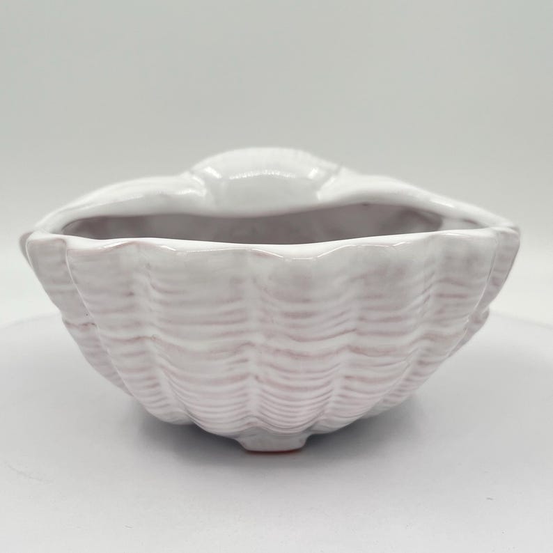 Vintage White Glazed Terracotta Scallop Shell Bowl Scalloped Coastal ...