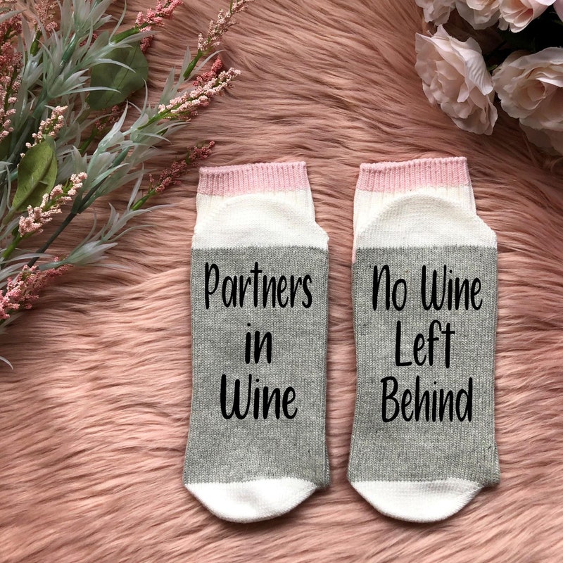 Girls Weekend Gift - 60+ Gift Ideas for 2024