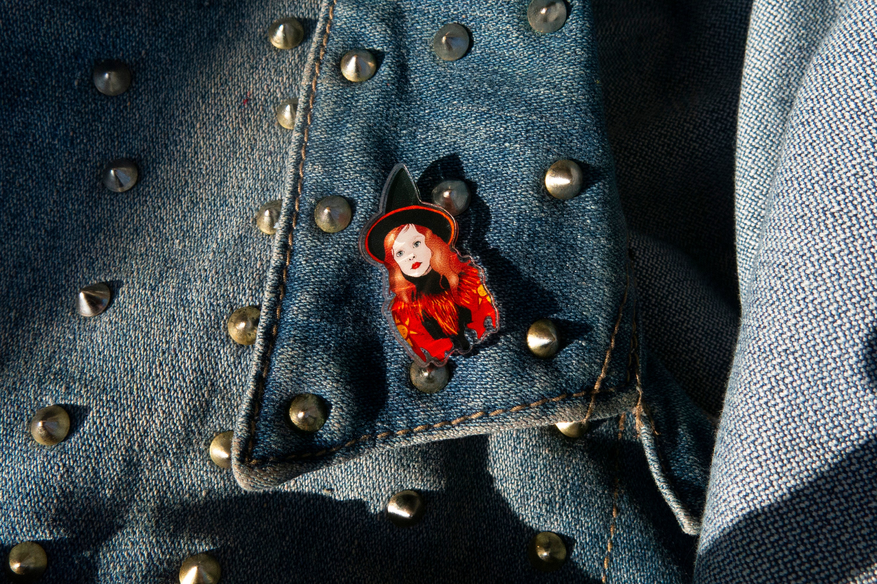 Dani Dennison Pin Hocus Pocus Pin Acrylic Pin Halloween | Etsy