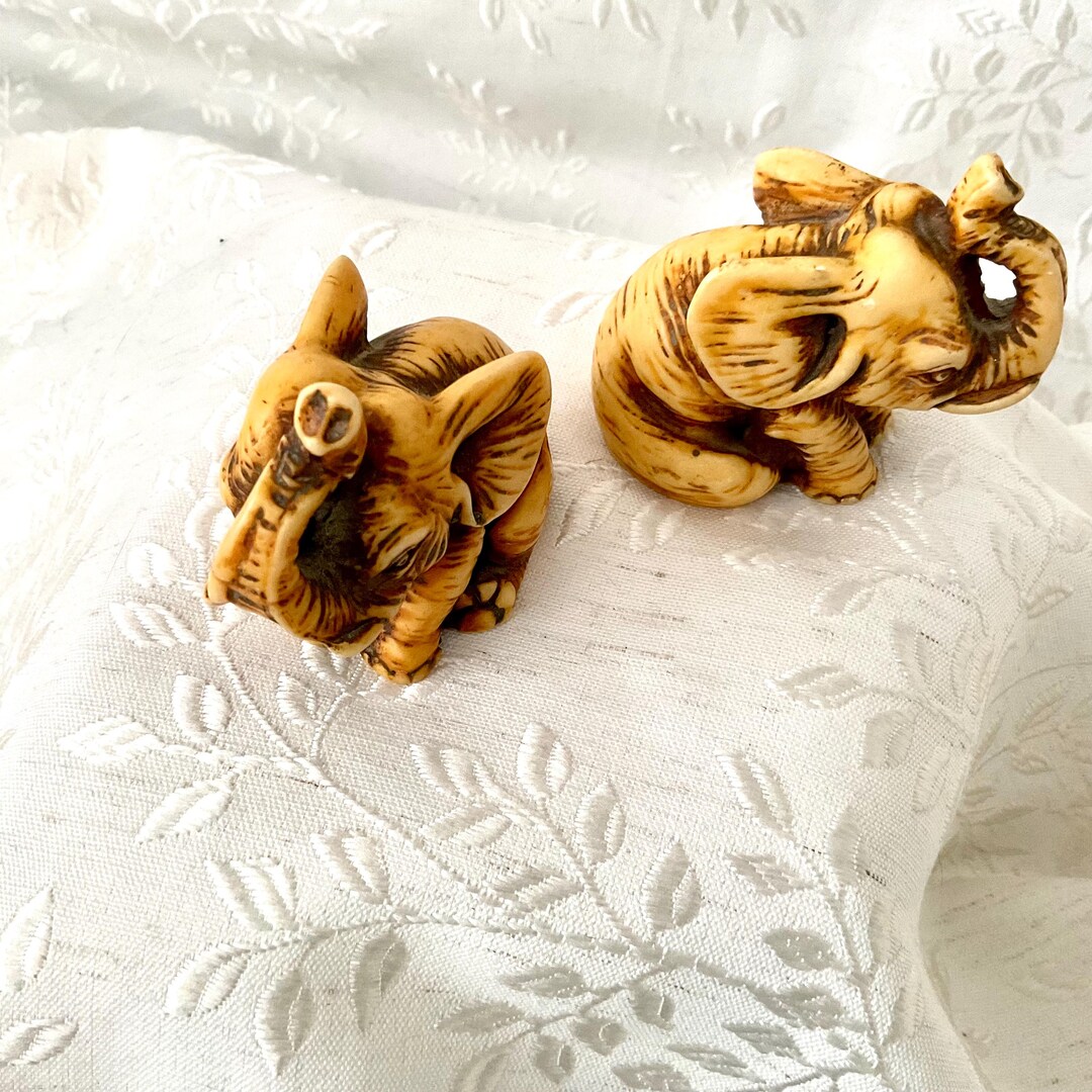 Vintage Italian Resin Elephants 2.5 Tall Set of Two - Etsy