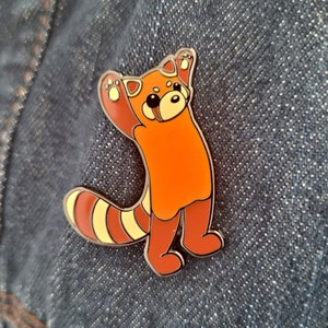 Red Panda Enamel Pin! Adorable Kawaii Animal Pin, Gift for Red Panda ...