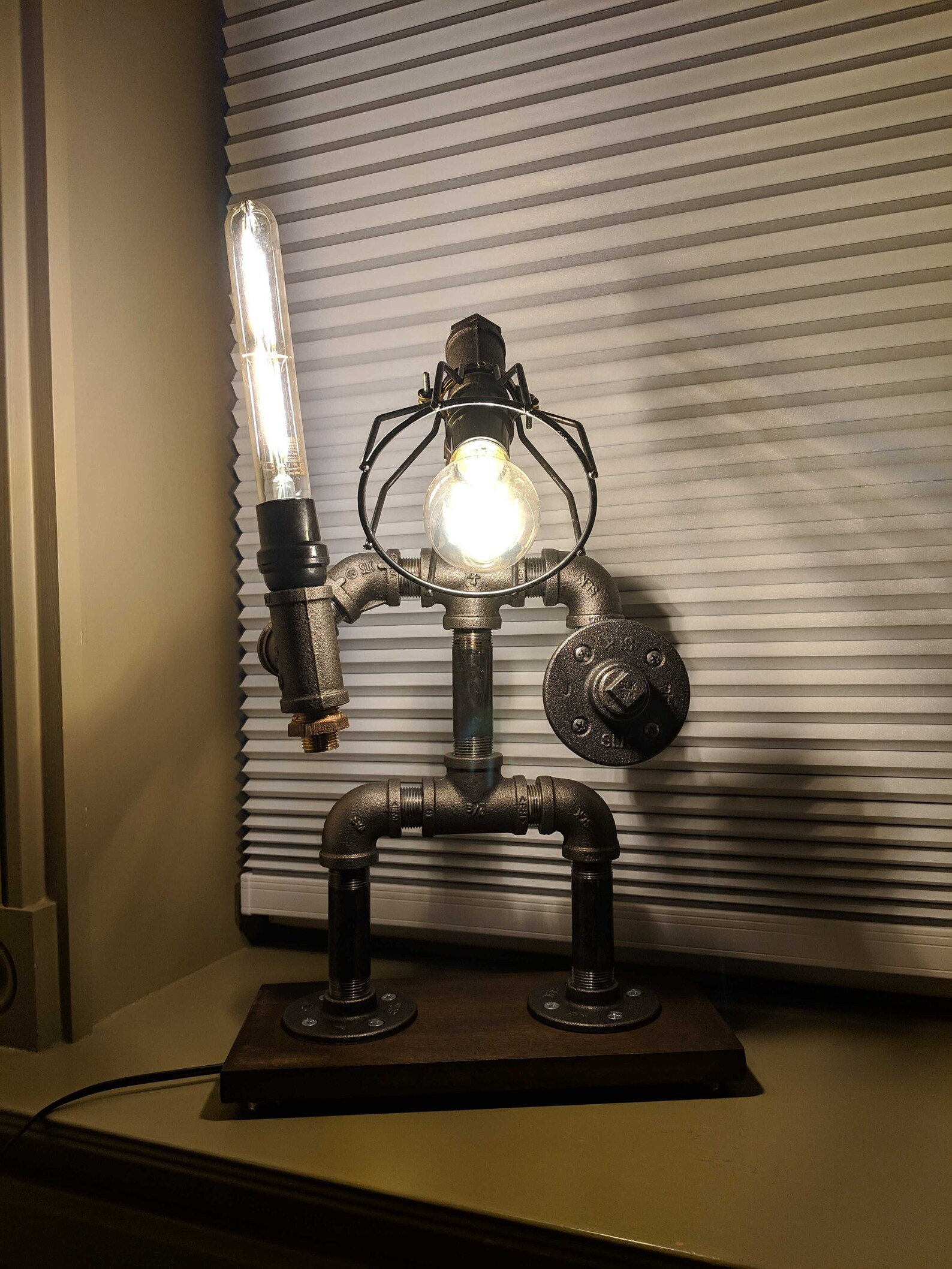 Gladiator Pipe Lamp - Etsy