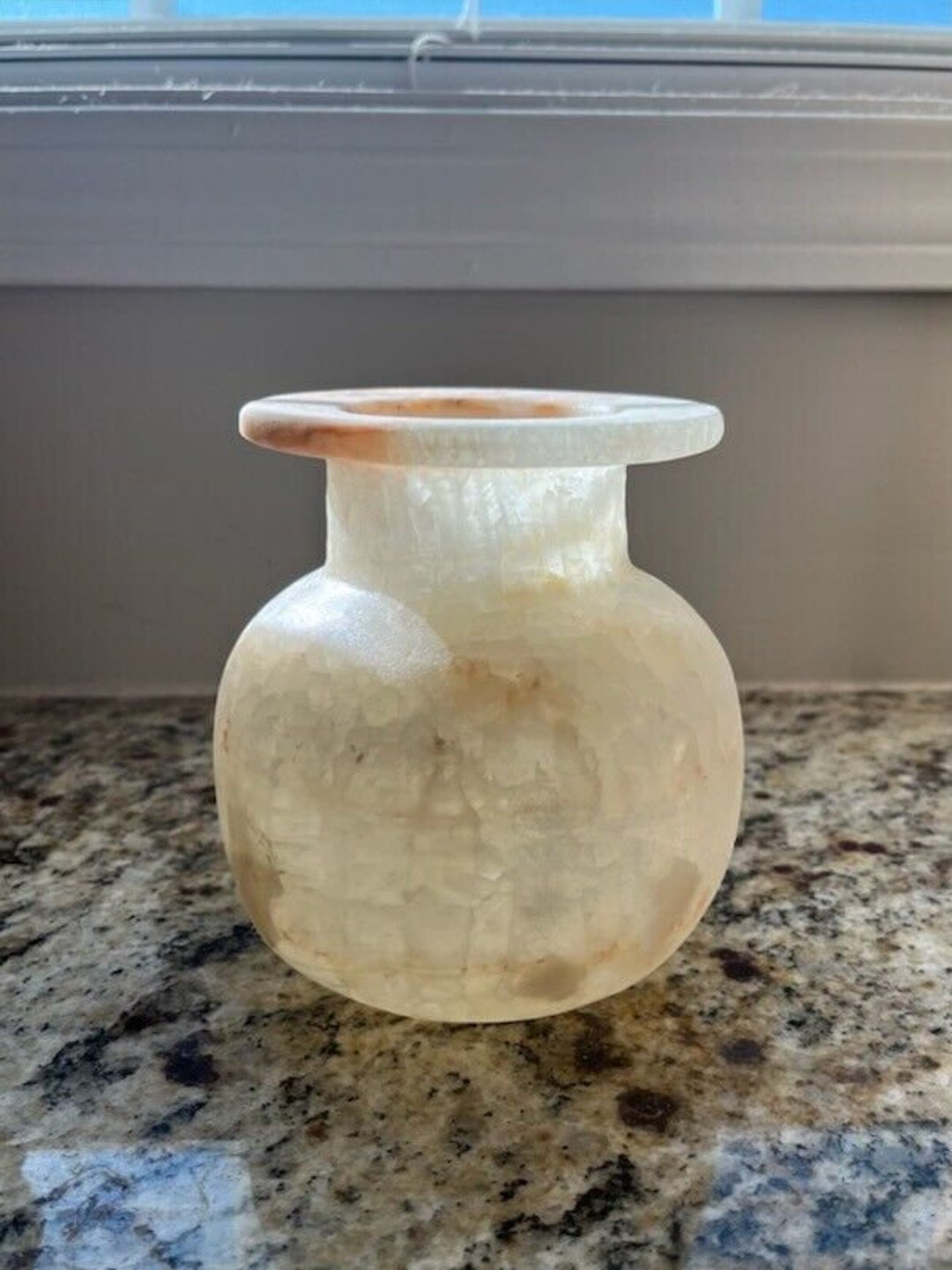 Museum Replica Beautiful Egyptian Hand Carved Alabaster Vase (4 X ...