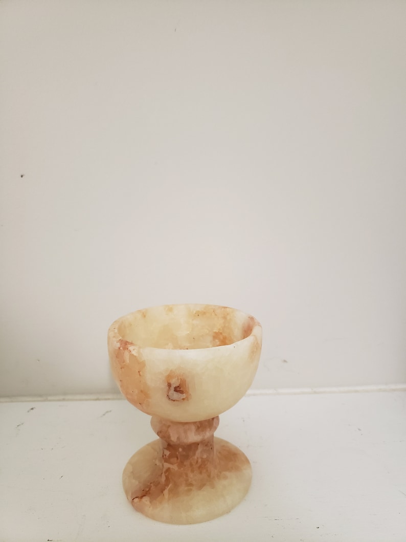 Beautiful Egyptian Museum Replica Hand Carved Alabaster Lotus Cup (10 X ...