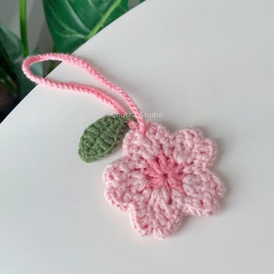 Sakura Flower Amigurumi Crochet Keychain - Etsy