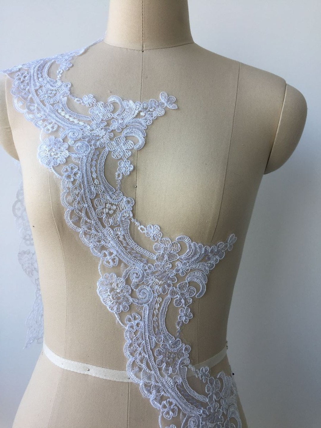 Lace Mesh Eye Embroidered Lace Appliqué, Embroidered Triangle Lace Trim ...