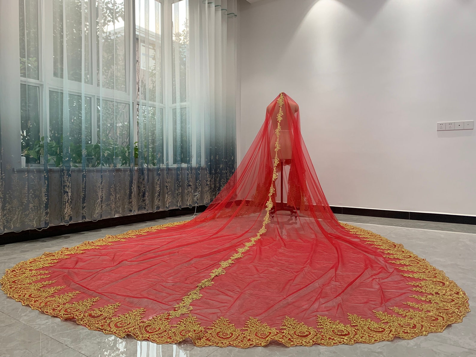 Cathedral Length Gorgeous Wedding Veil Regal Veil Red Bridal Veil ...