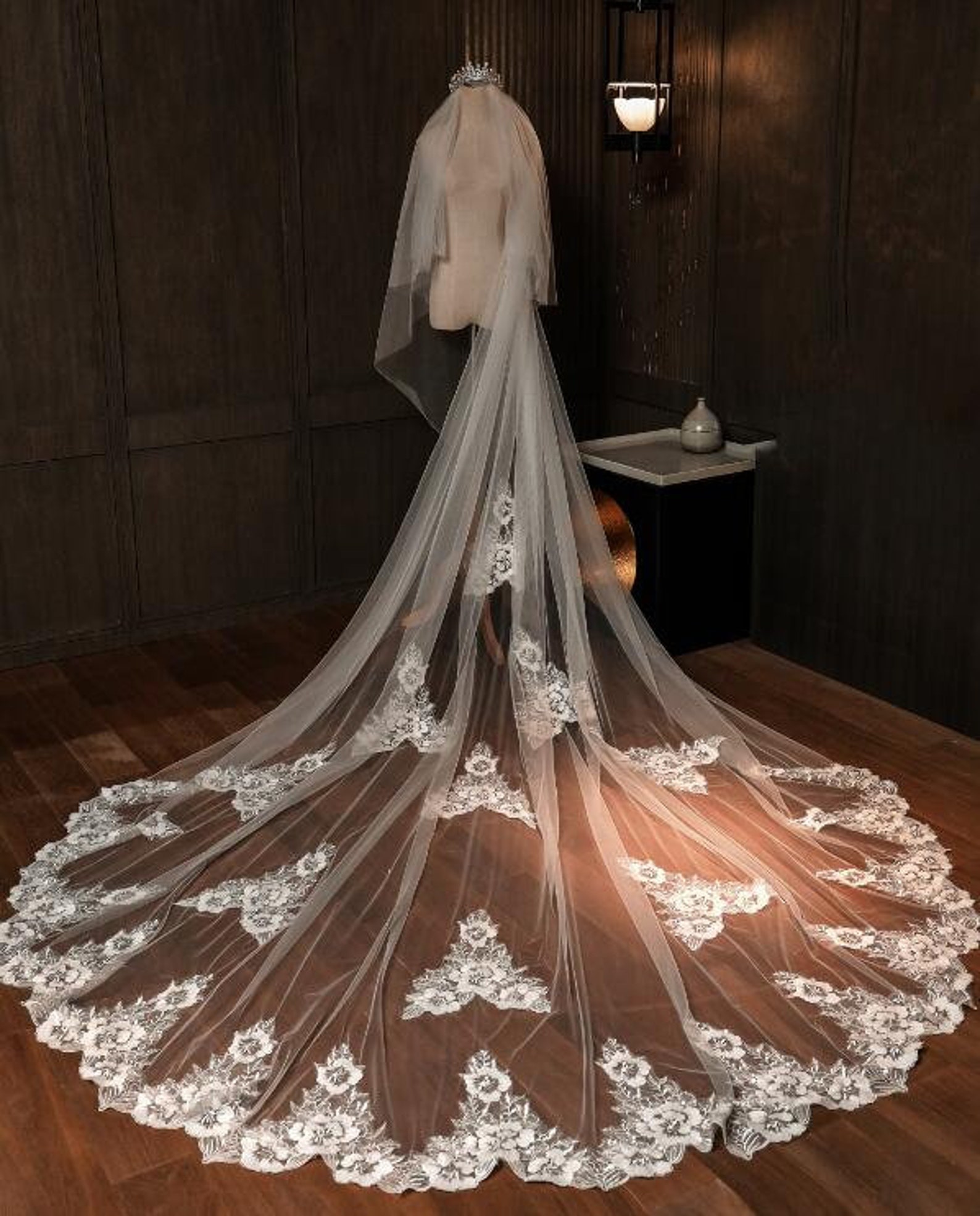 Two Layers Vintage Bridal Veils Lace Wedding Veil Ivory Lace Bridal ...