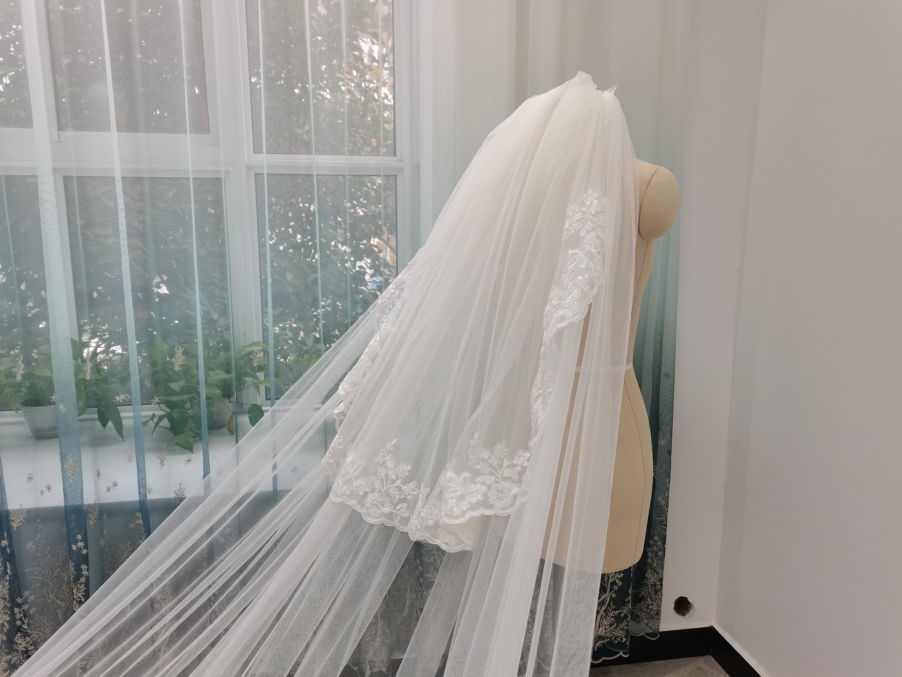 Cathedral Length Bridal Wedding Veil Lace Edge Veil White Two-tier ...