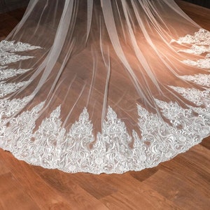 Vintage 118 Inches Cathedral Length Lace Wedding Veil Ivory Lace Bridal ...
