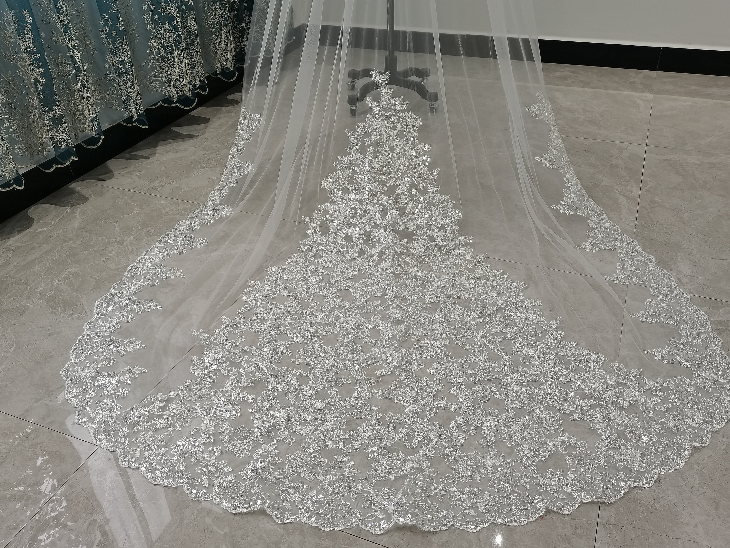 Single Tier Lace Wedding Veil Cathedral Length Lace Bridal Veil White ...