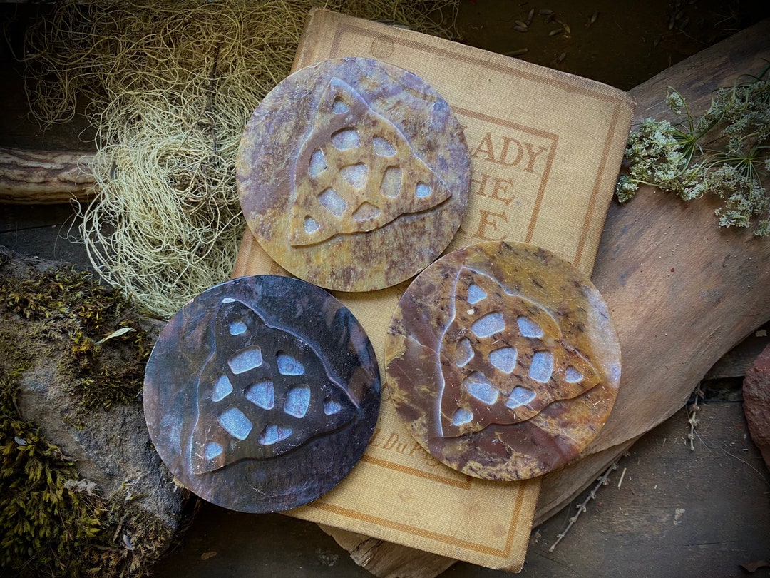 Stone Triquetra Altar Plate Trinity Soapstone Altar Decor Pagan Decor ...