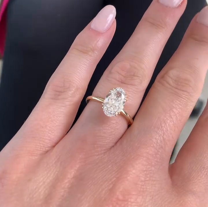 Double Claw Prong Oval Cut Solitaire Moissanite Engagement Ring, 3.75 ...