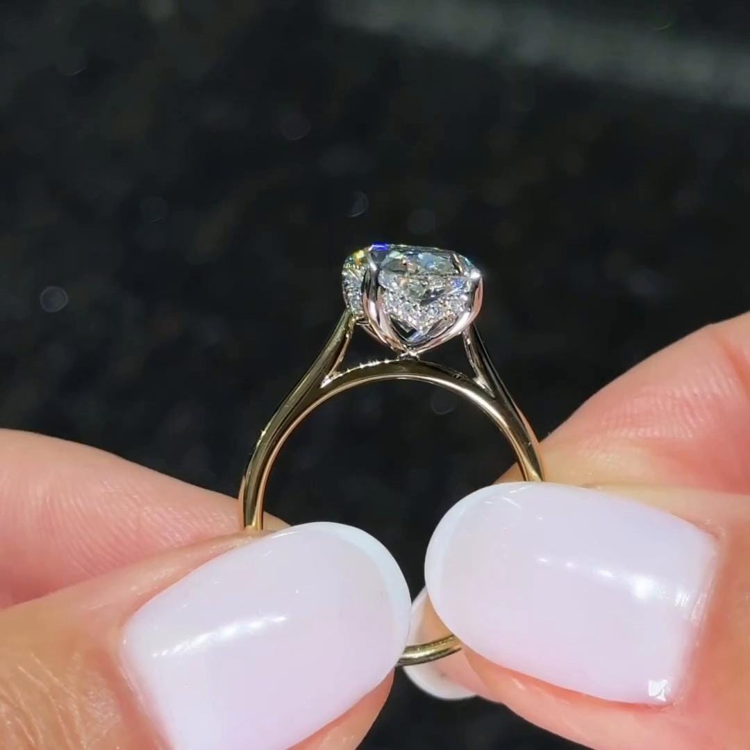 Vintage Cathedral Setting Oval Cut Engagement Ring Antique V Shape ...