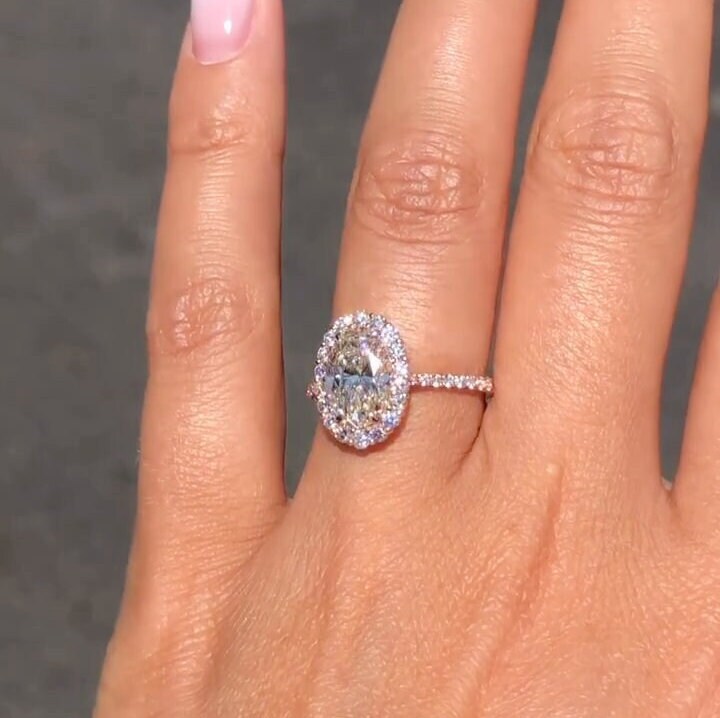 Unique Oval Cut Moissanite Engagement Ring, Oval Halo Engagement Ring ...