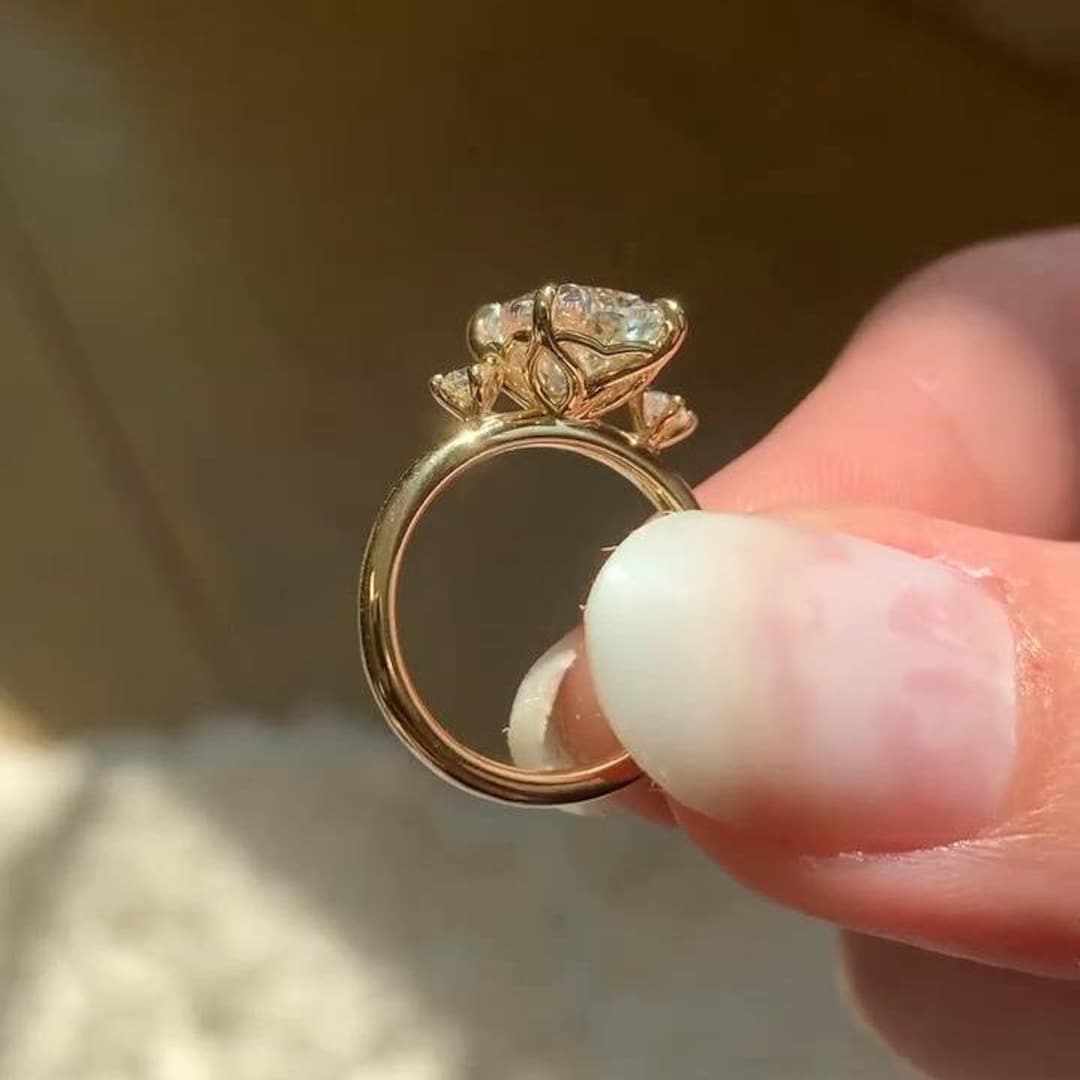 Antique Tulip Setting Engagement Ring in Yellow Gold, 3 Ct Elongated ...