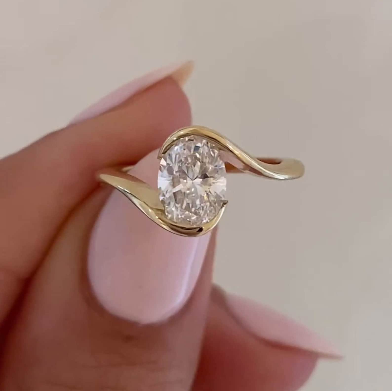 Antique Bypass Engagement Ring in 10k/14k/18k Yellow Gold Ring, 2 Carat ...