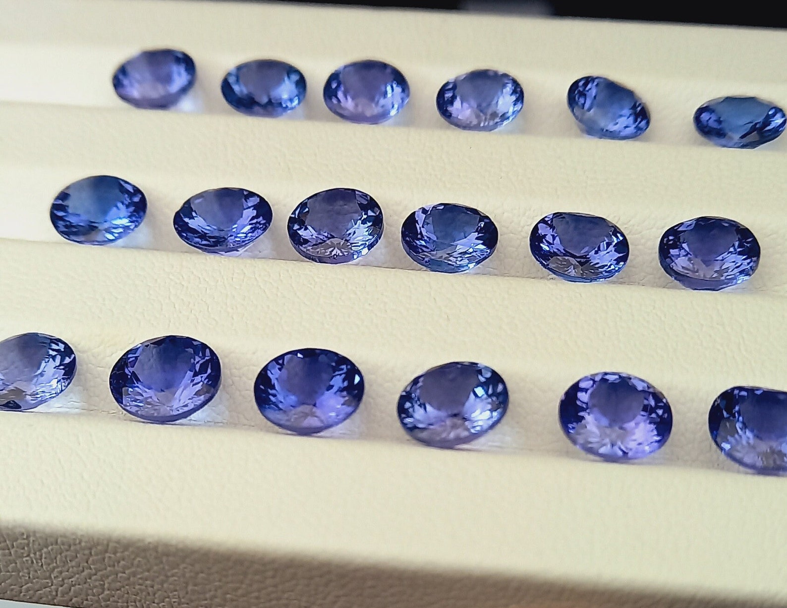 7mm Tanzanite Violet Blue Round High Quality Gemstone - Etsy