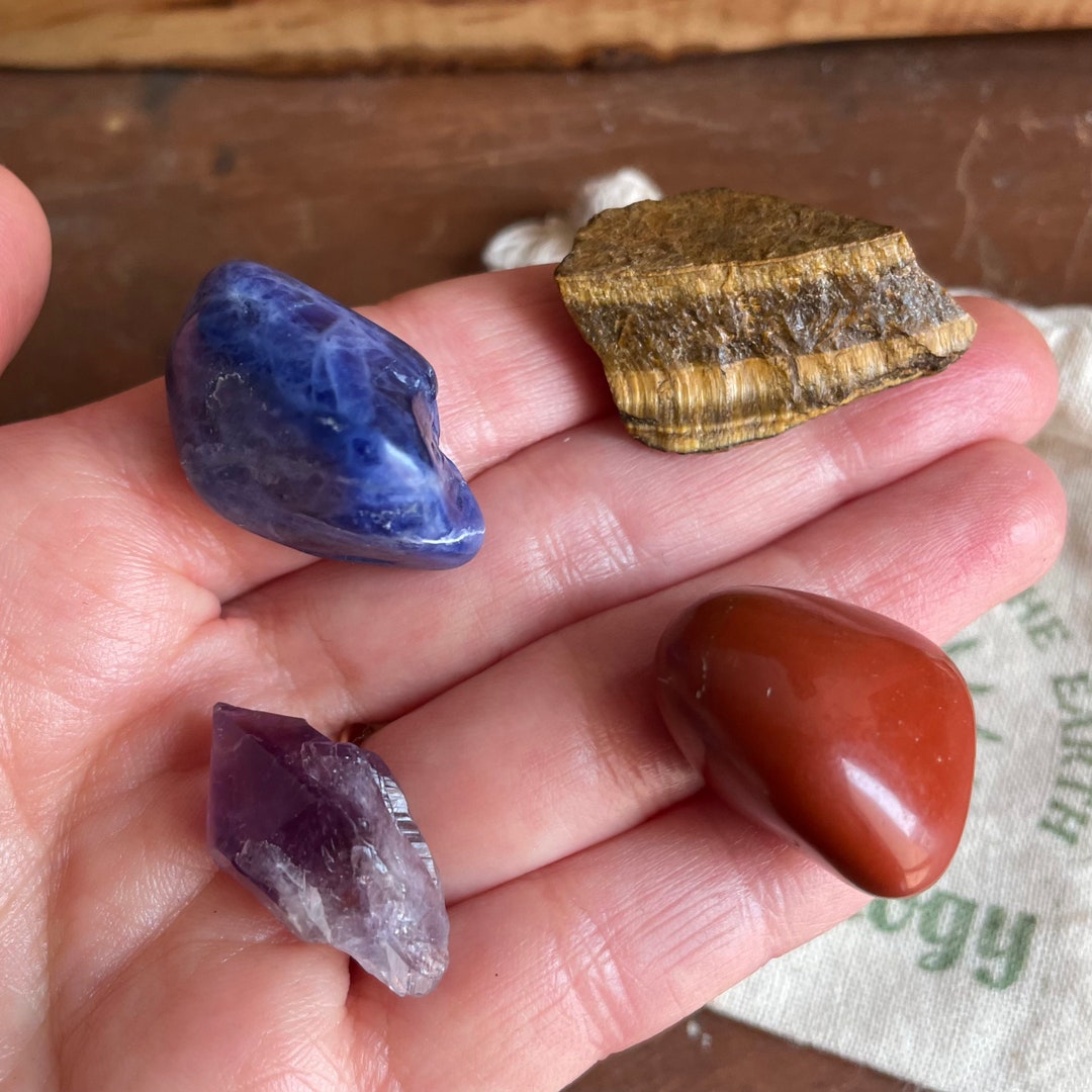 Confidence Crystal Set - Tiger's Eye, Amethyst, Red Jasper, Sodalite ...