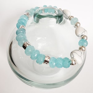 Beautiful White Heart Howlite Stone and Blue Quartz Calming Stretch ...