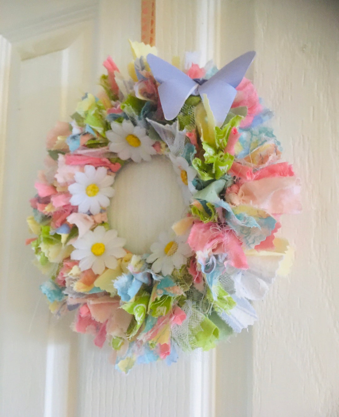 Kids DIY Rag Wreath Craft Kit for Kids. Pretty Pastels With Daisy ...