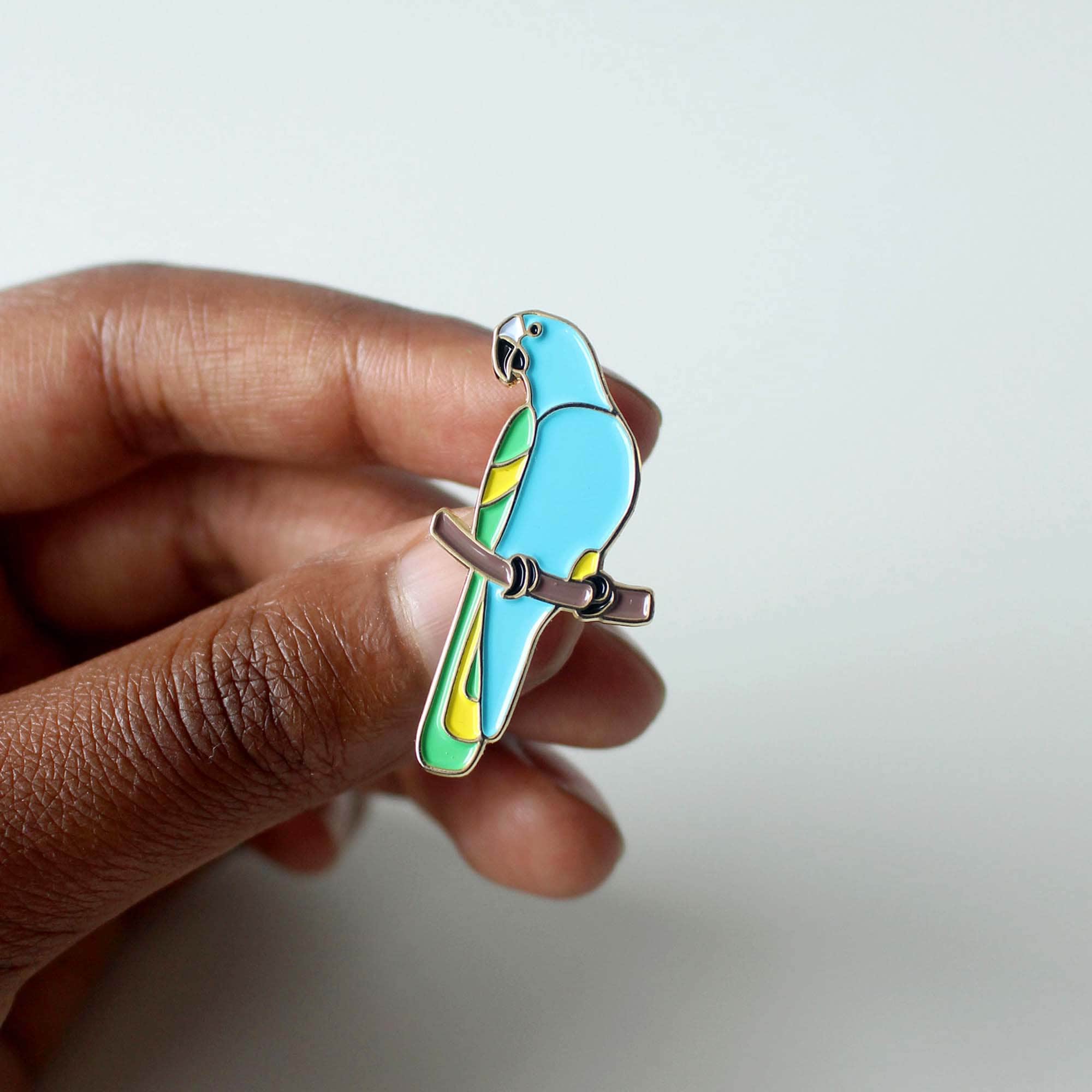 Parrot Enamel Pin Badge Gold Plated Caribbean Tropical Birds Turquoise ...