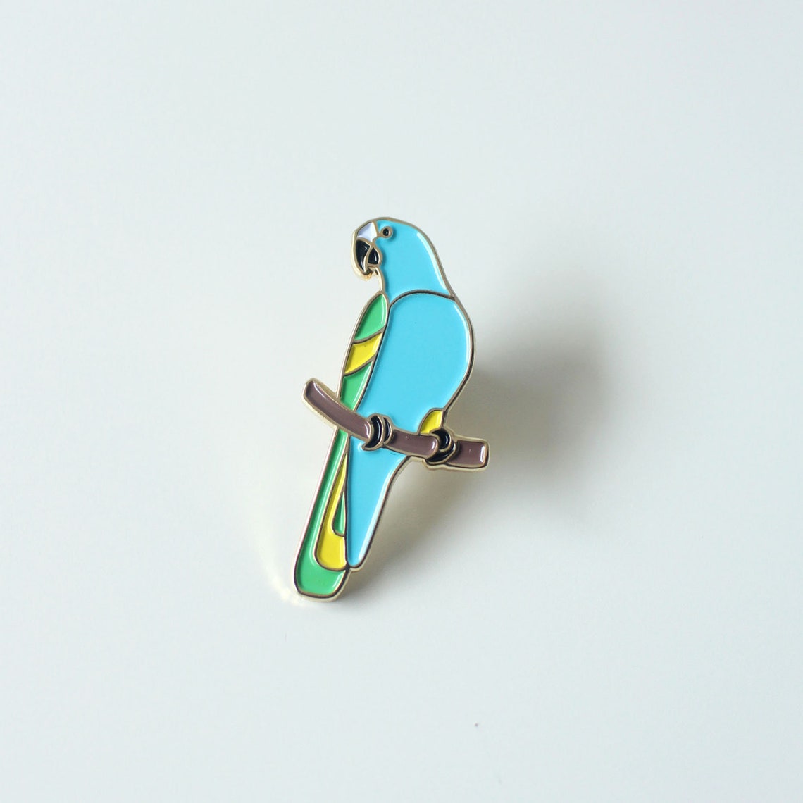 Parrot Enamel Pin Badge Gold Plated Caribbean Tropical Birds Turquoise ...