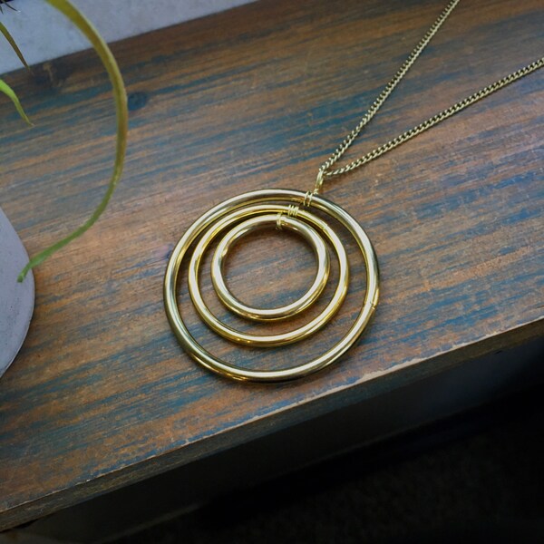 Loop Necklace - Etsy