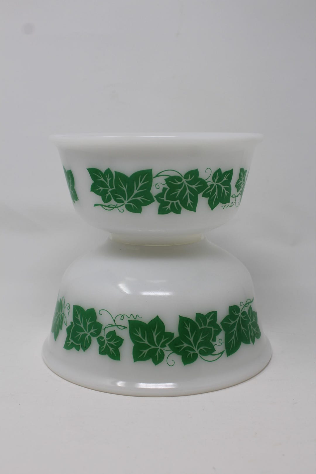 Pair of 2 Hazel Atlas Green Ivy Nesting Mixing Bowls, 7 & 8 Inches Wide ...
