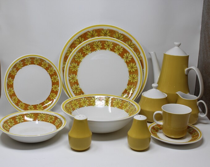 1970's 49 Piece Daisy Dinnerware Set for 8, Style House Durastone by ...