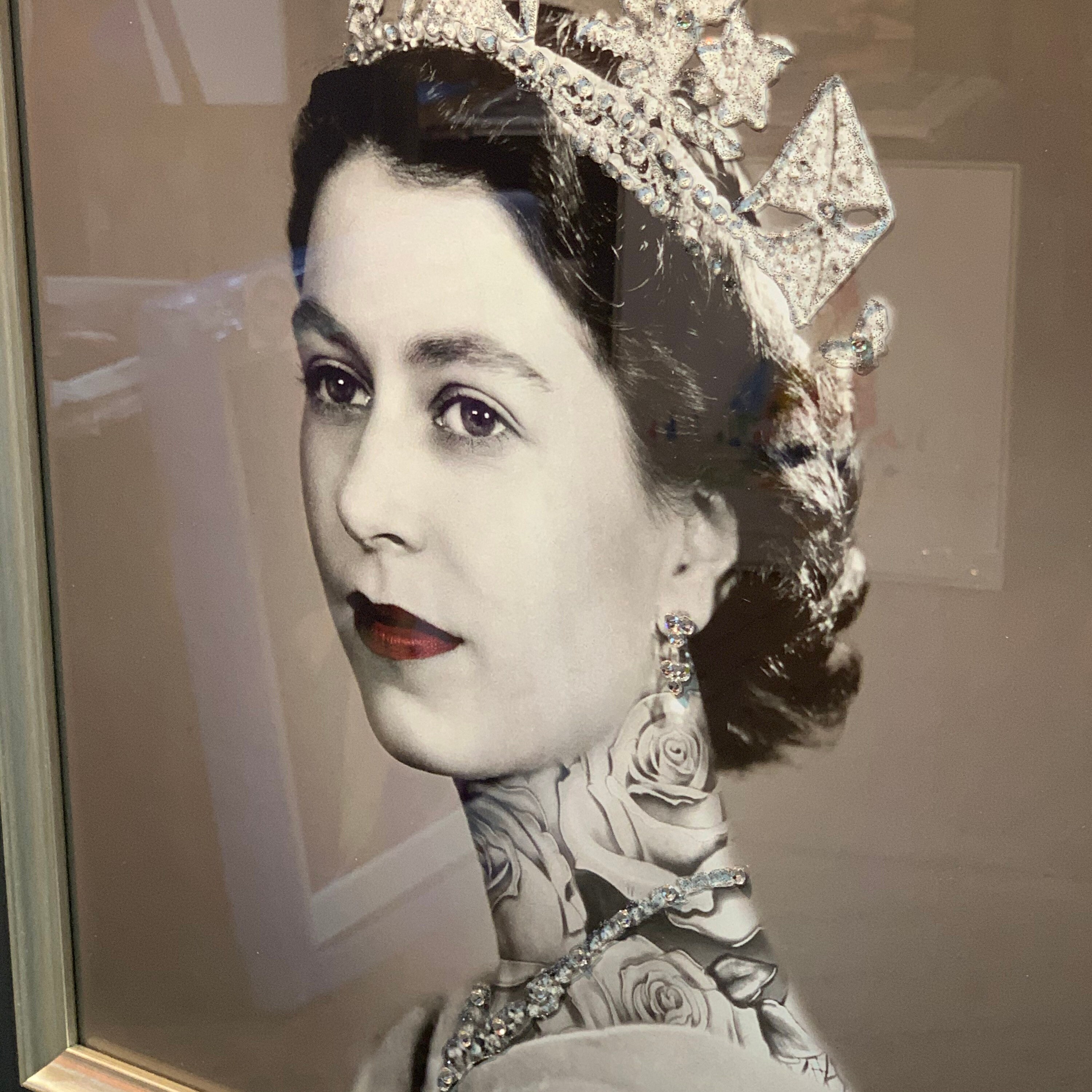 QUEEN Elizabeth 3D Liquid Artwork. Wall Art Decor. Handmade Art ...