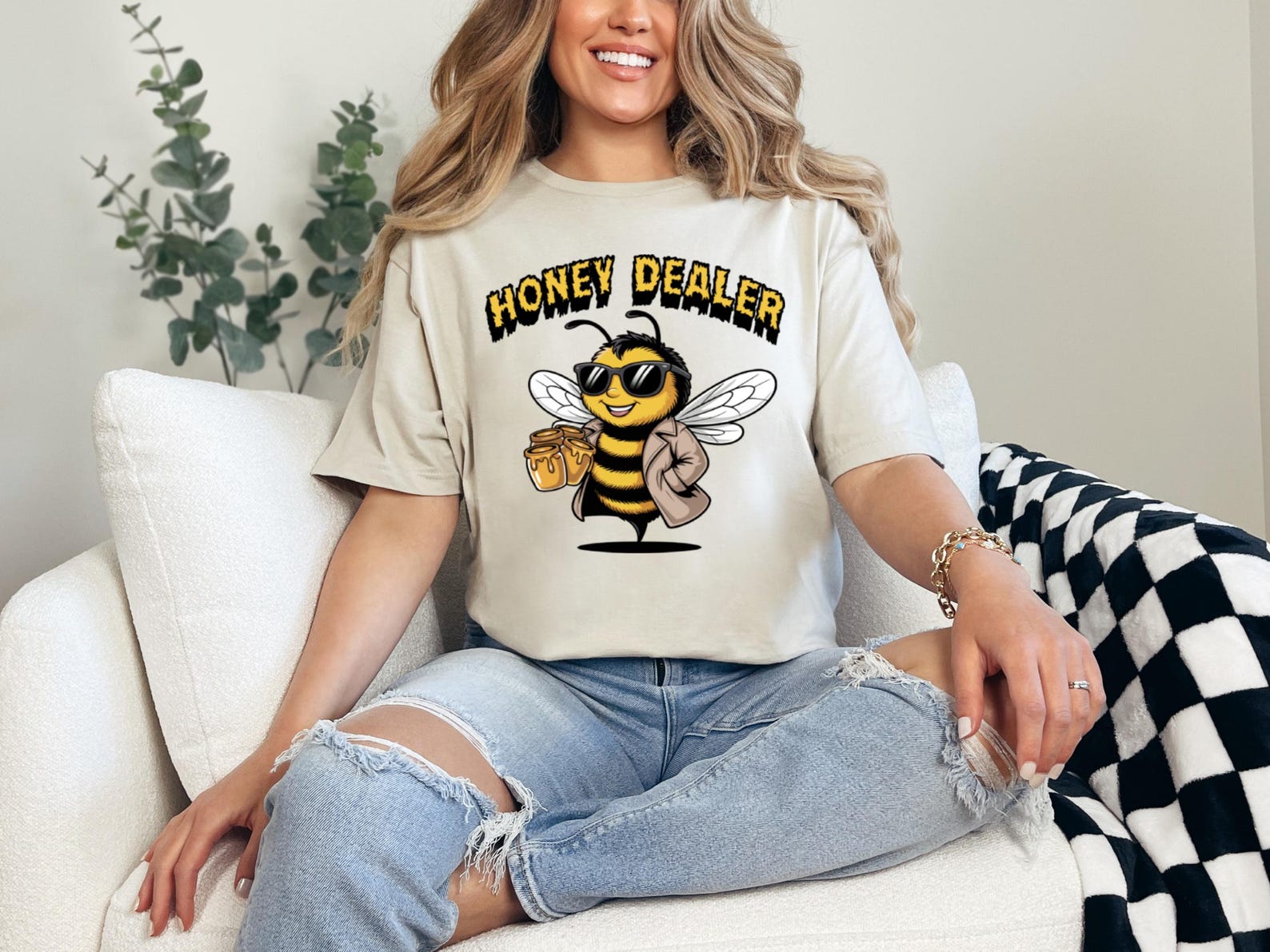 Honey Dealer PNG: Beekeeper Dad Gift, Watercolor Bee, Funny Bee ...