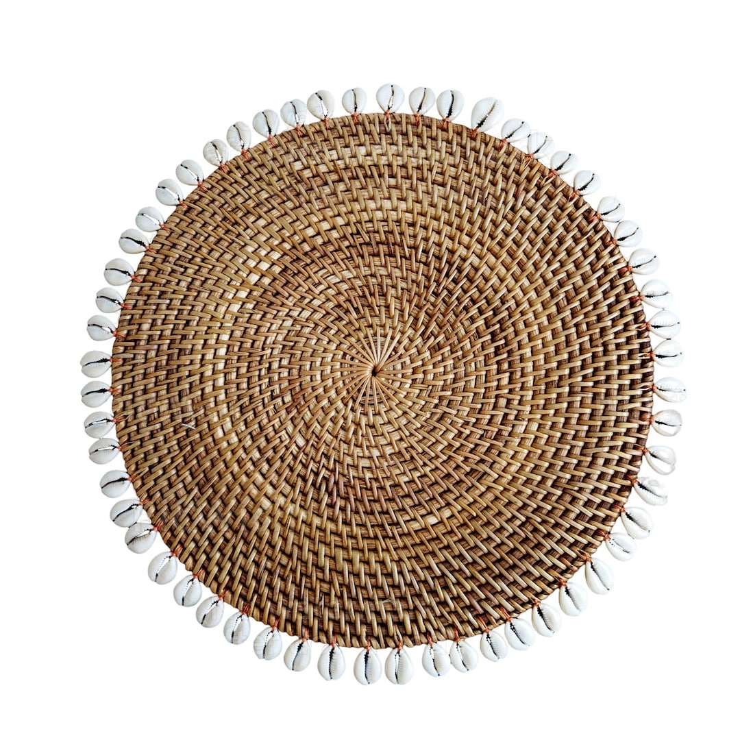 Rattan-Tischset, braun mit Muscheln Tischset Rattan Untersetzer ...