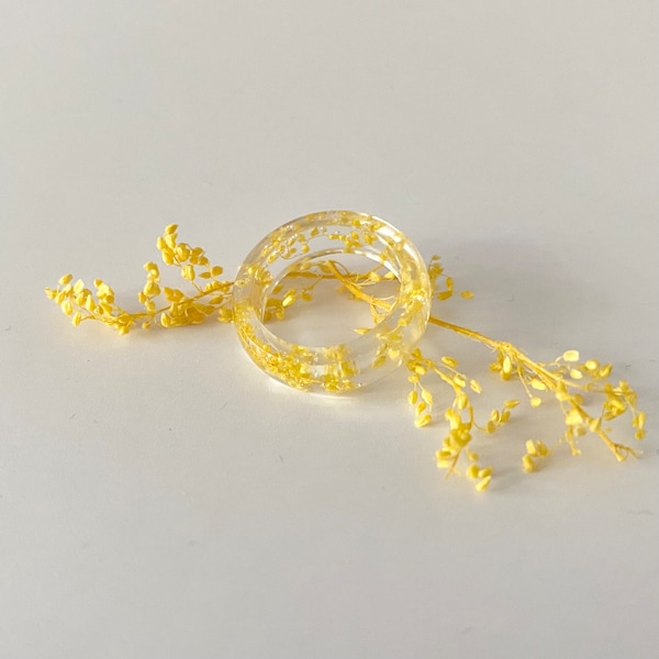 Plastic Flower Ring - Etsy