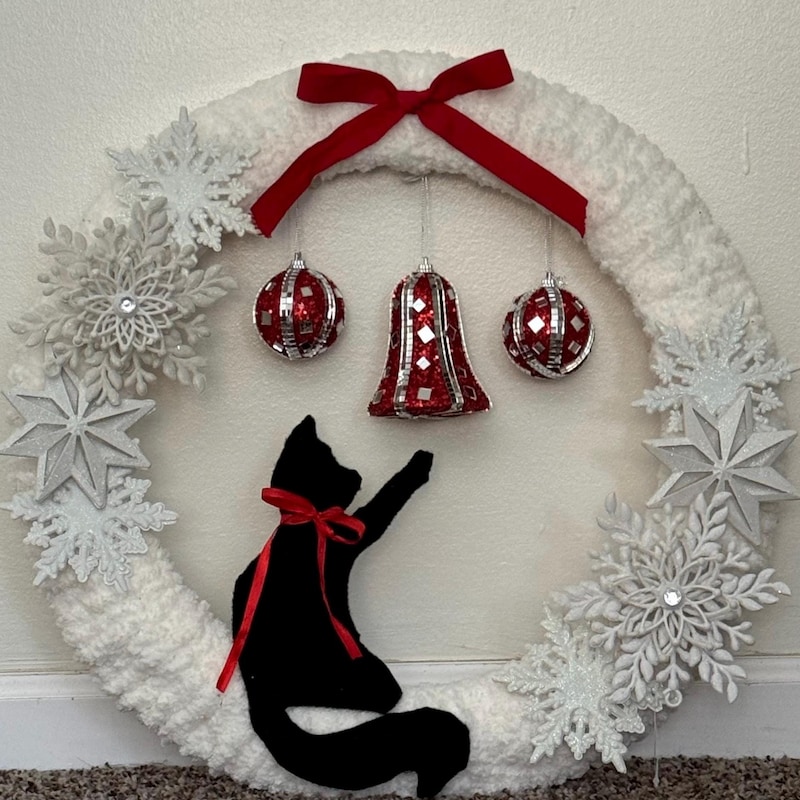 Cat Wreath - Etsy