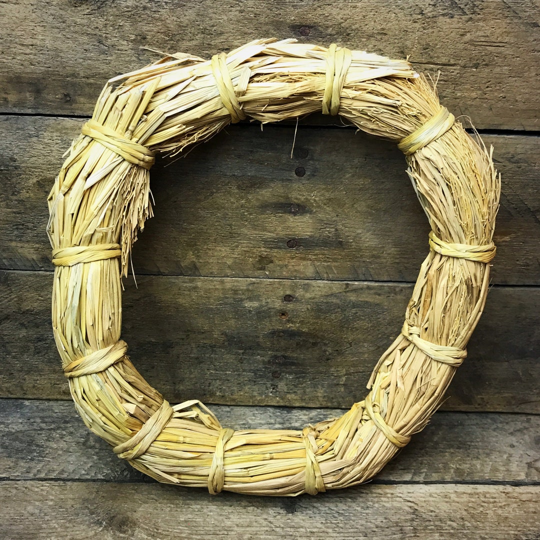 Straw Wreath 8" - Etsy