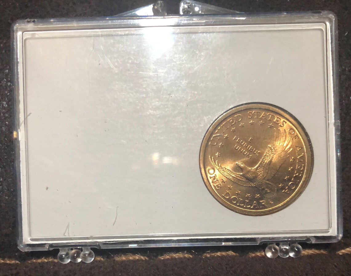 2000P USA SACAGAWEA “toned” UNCIRCULATED Dollar Coin With Holder and ...