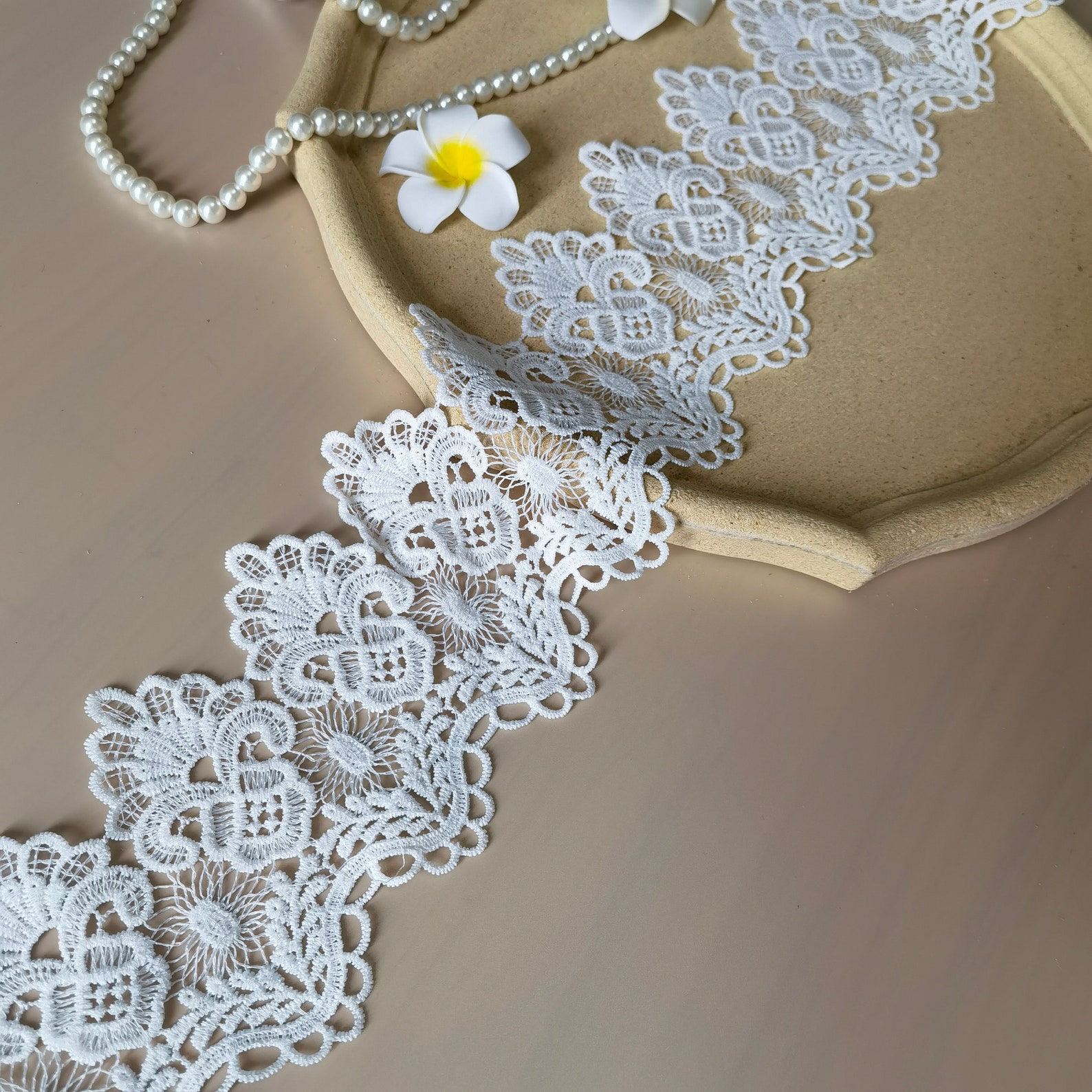 2 Yards White Retro Fan-shaped Embroidered Lace Trim for Dress - Etsy