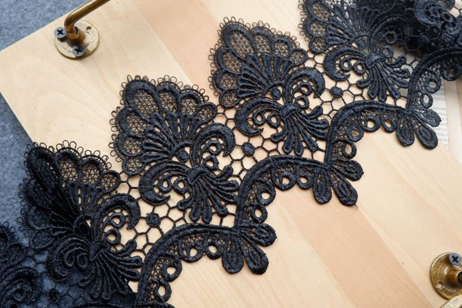 Vintage White Lace Vintage White Venetian Lace Scalloped | Etsy