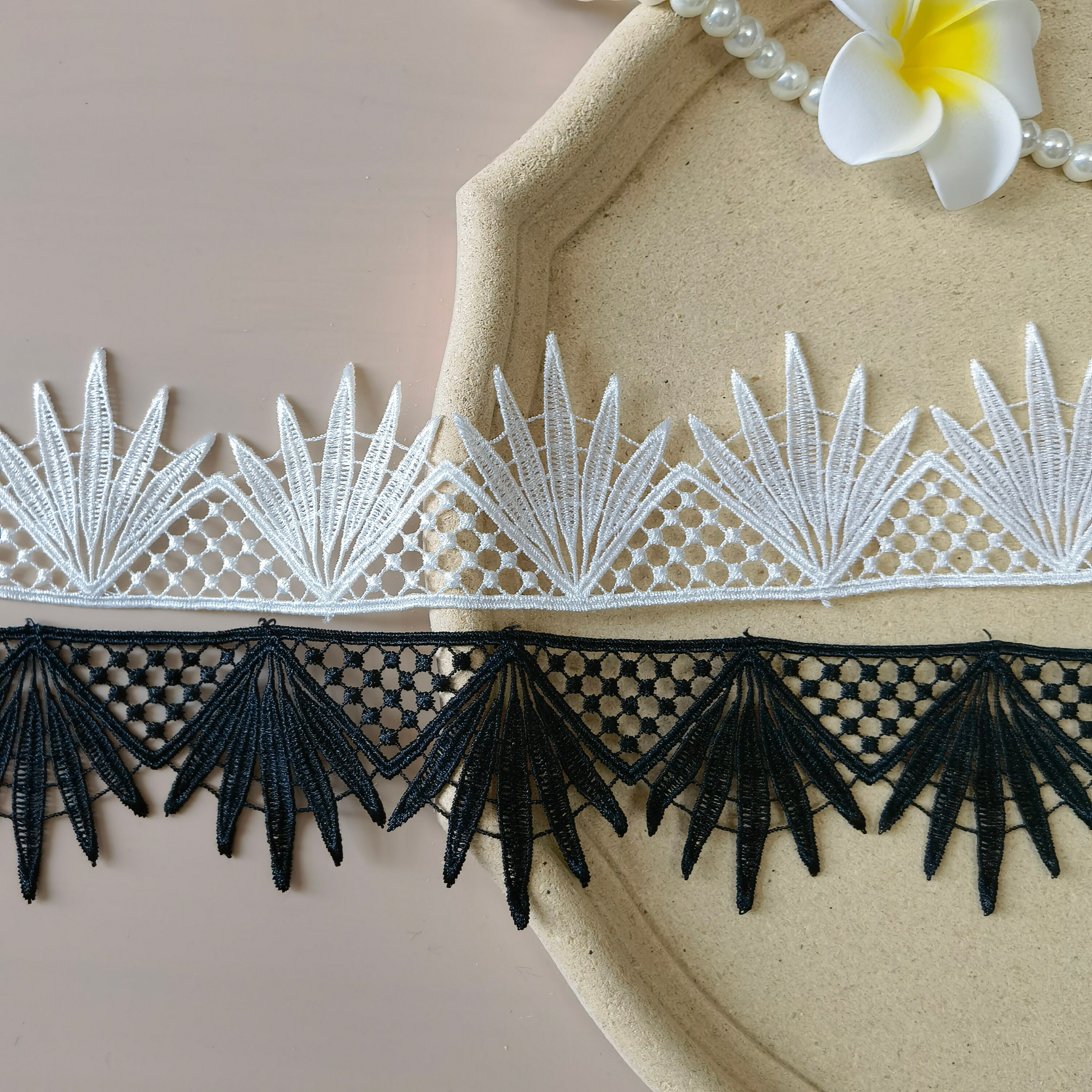 White Venetian Flower Fan-shaped Lace Trim Suitable for DIY - Etsy