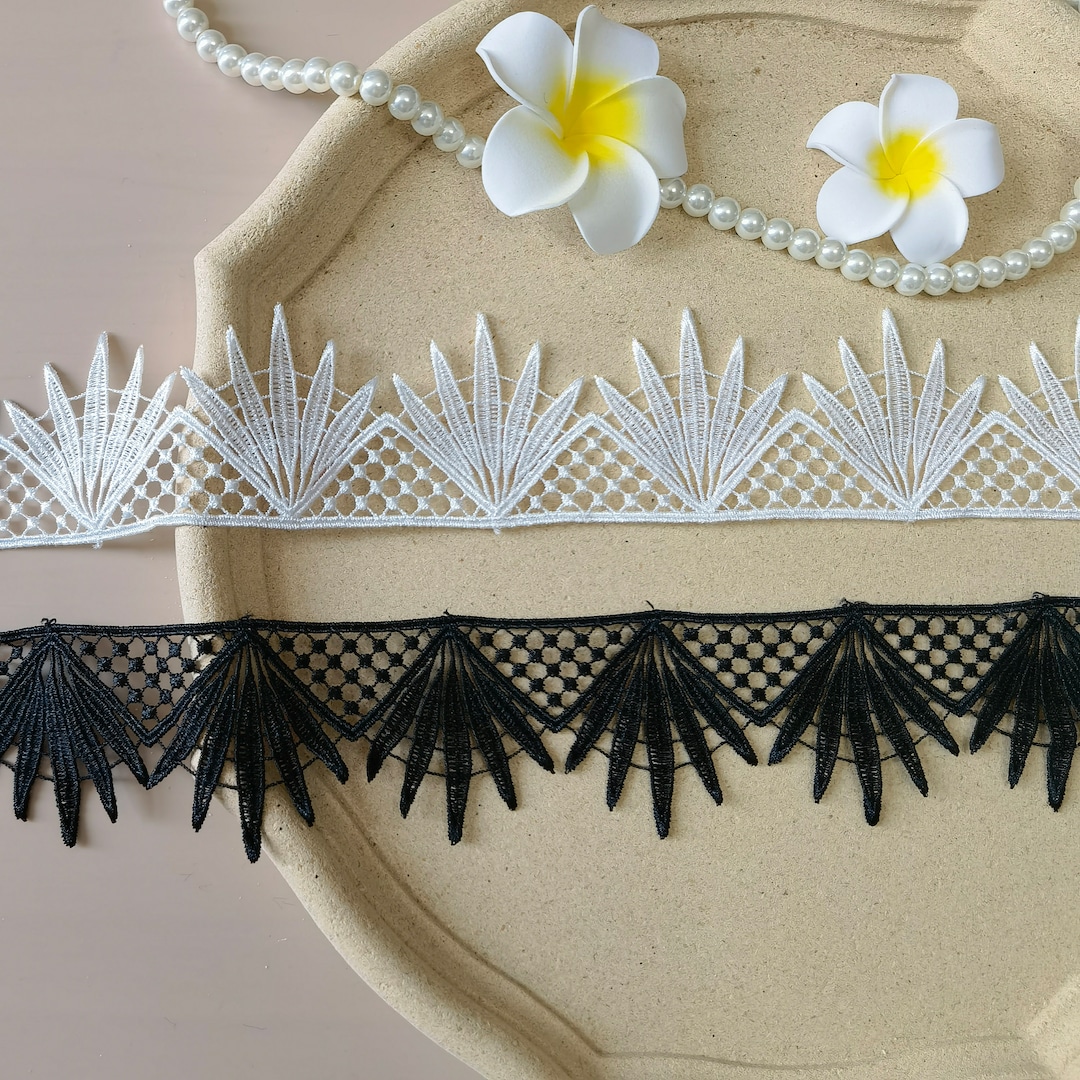 White Venetian Flower Fan-shaped Lace Trim, Suitable for DIY Doll Skirt ...