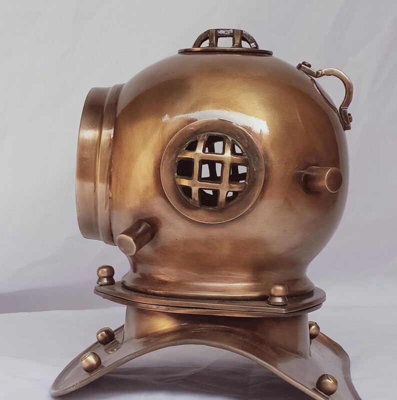 Brown Diving Helmet Clocks Style US Navy Diving Deep Sea Clock Diving ...