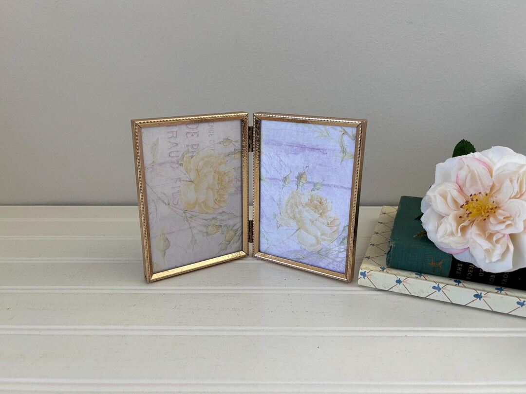 Vintage 3.5x5 Bi-fold Picture Frame Brass Bi Fold Display Small ...