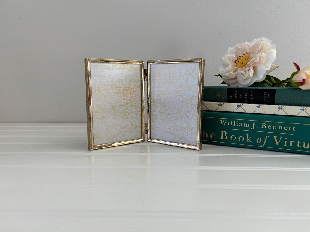 Vintage 3.5x5 Bi-fold Picture Frame Brass Bi Fold Display Small ...