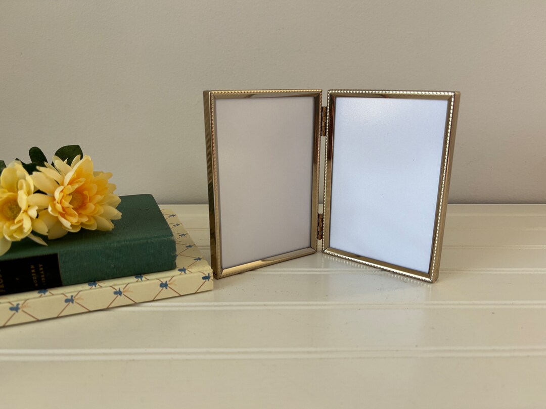 Vintage 3.5x5 Bi-fold Picture Frame Brass Bi Fold Display Small ...