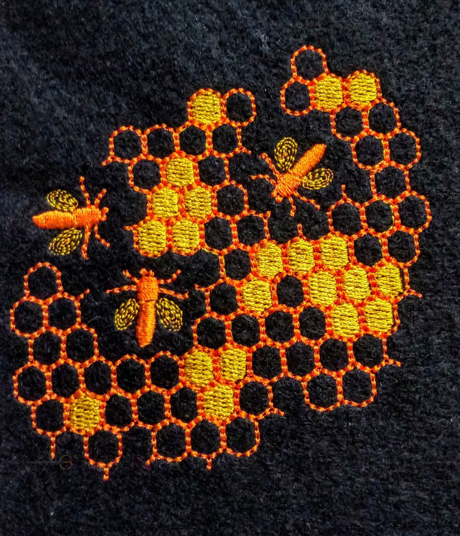 Bees Machine Embroidery Design Bees in Honeycombs Bee - Etsy