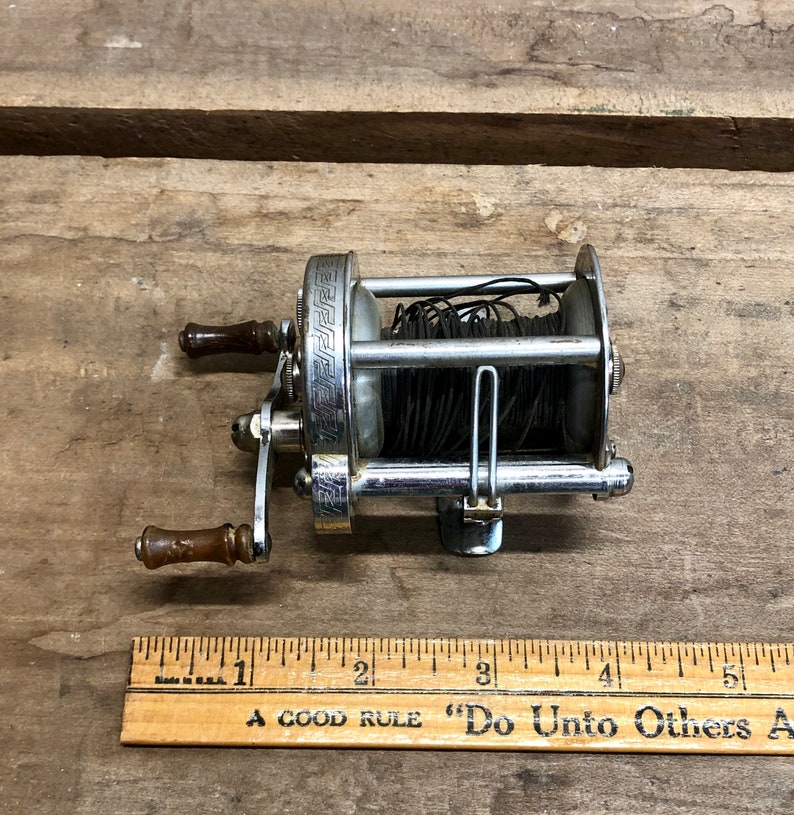 Vintage Pflueger Akron No 1893 Fishing Reel Jeweled on Each - Etsy Vintage Pflueger Akron No 1893 Fishing Reel Jeweled on Each - Etsy