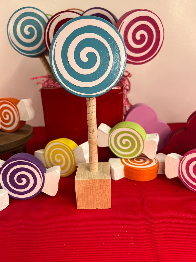 Wooden CANDY PIECES and LOLLIPOPS Tiered Tray Décor - Etsy