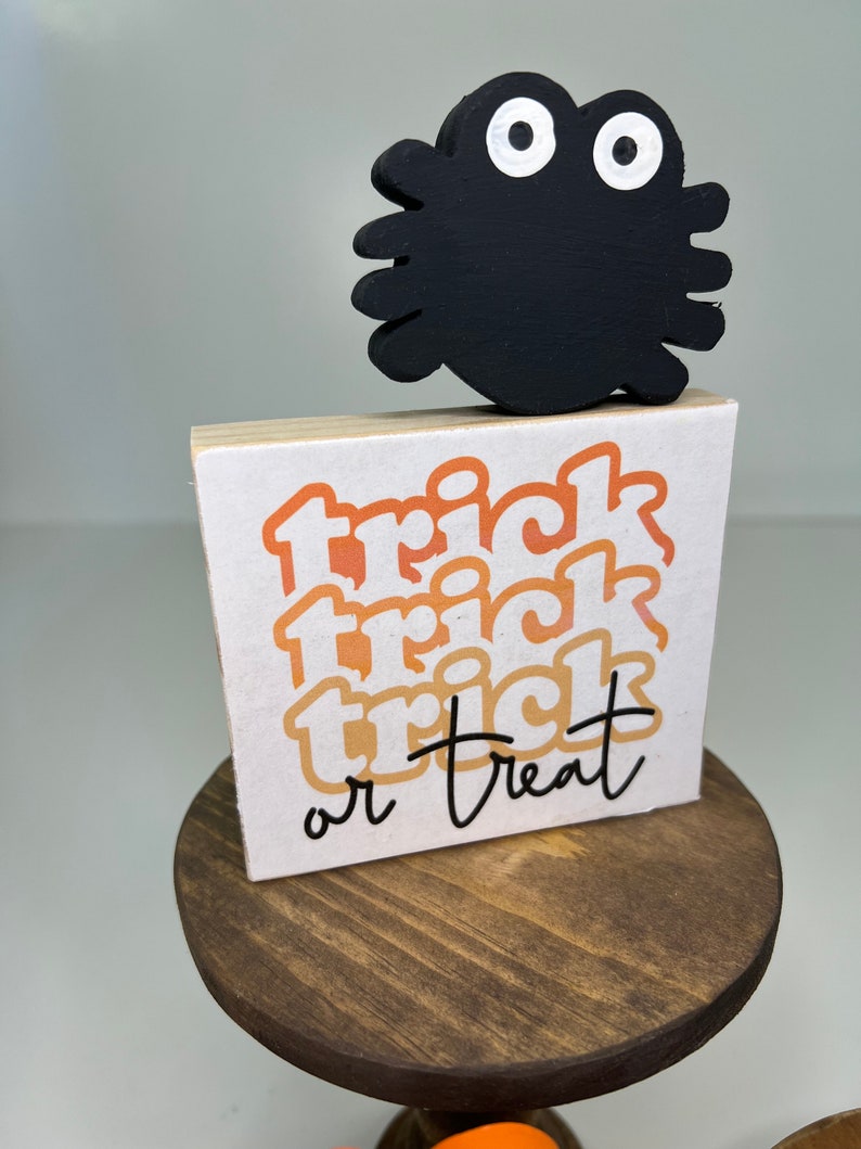 CHUNKY WOODEN SPIDERS, Webs and Trick or Treat Sign | Halloween | Fall ...