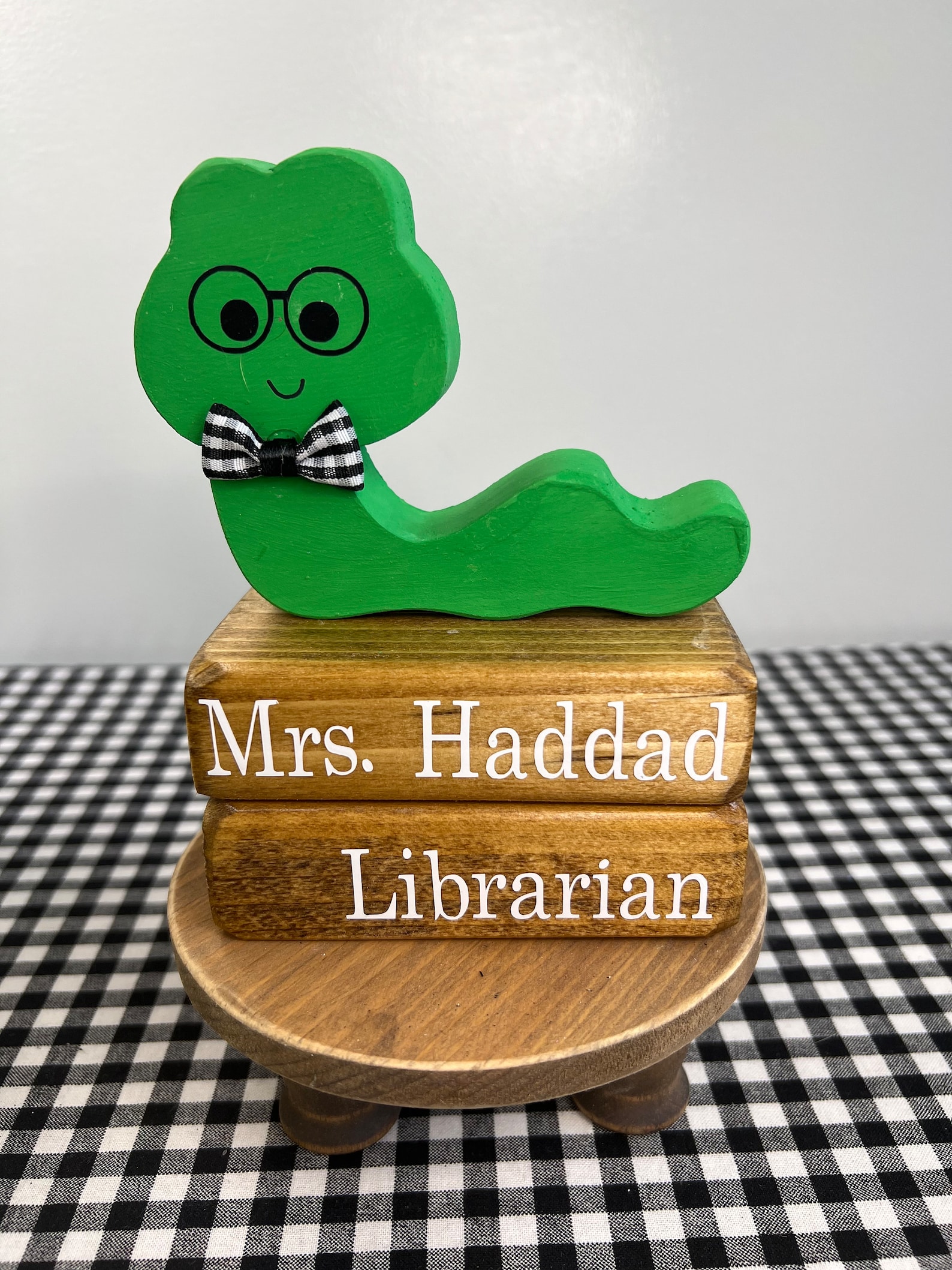 CUTEST PERSONALIZED TEACHER Gift Wooden Bookworm Back to School Reading ...